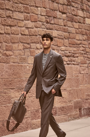 About Century 21 NYC | Iconic Off-Price Designer Destination Since 1961